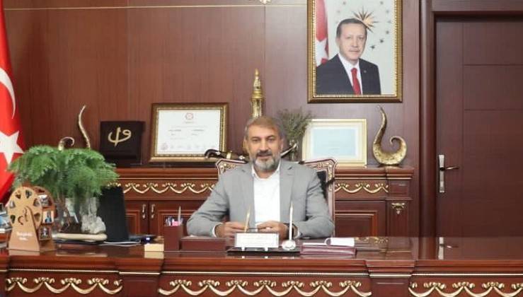 AKP'li başkandan skandal torpil savunması... AKP'li başkandan skandal torpil savunması...